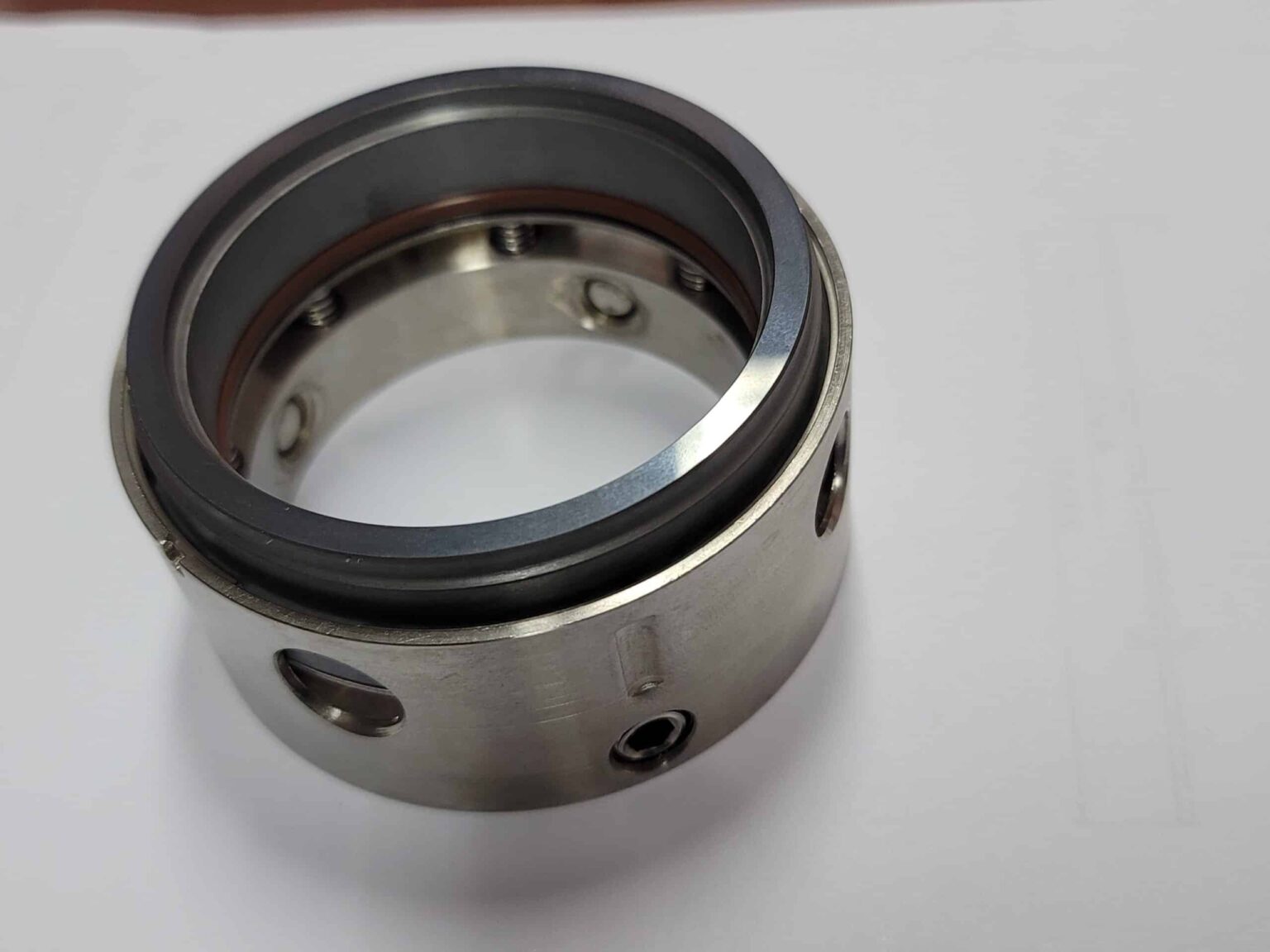 Carbon vs Silicon Carbide Mechanical Seal: What Is the Difference Carbon vs Silicon Carbide Mechanical Seal: What Is the Difference